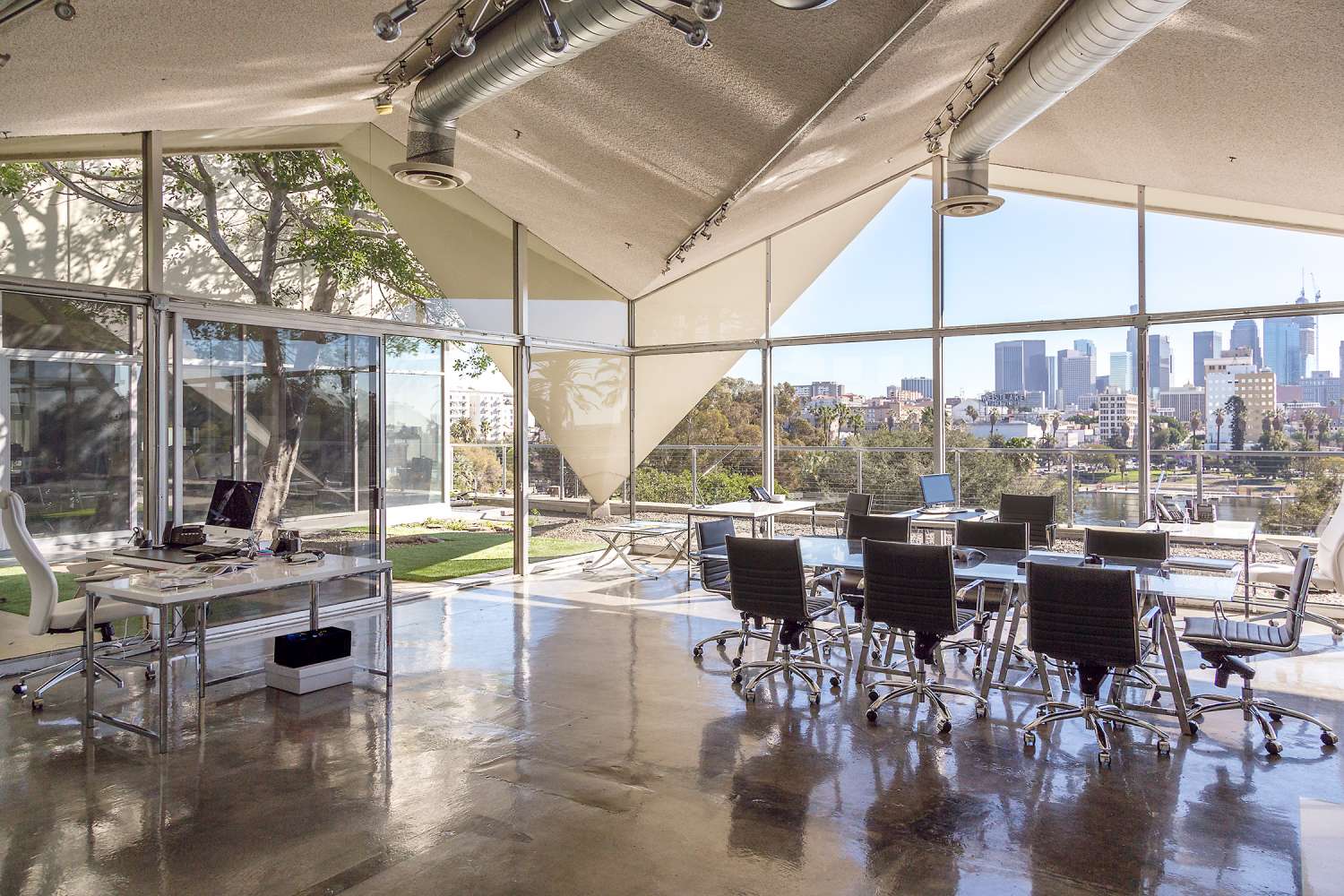 Browse Office Photo Shoot & Filming Locations | Location Library ...