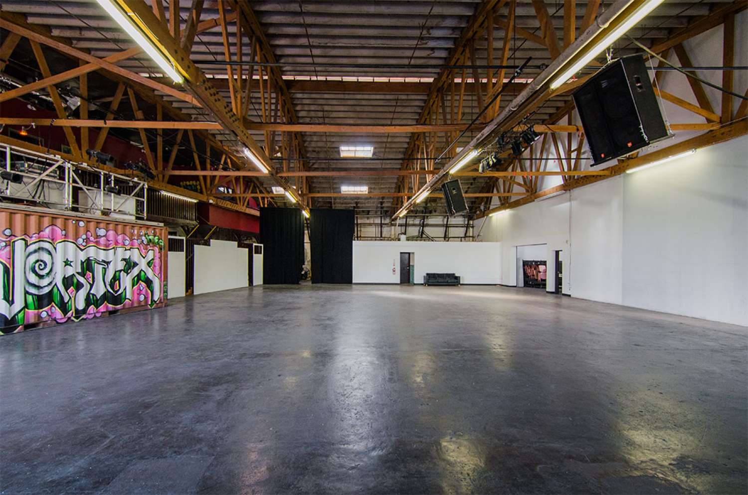 Browse Warehouse Photo Shoot & Filming Locations | Location Library ...