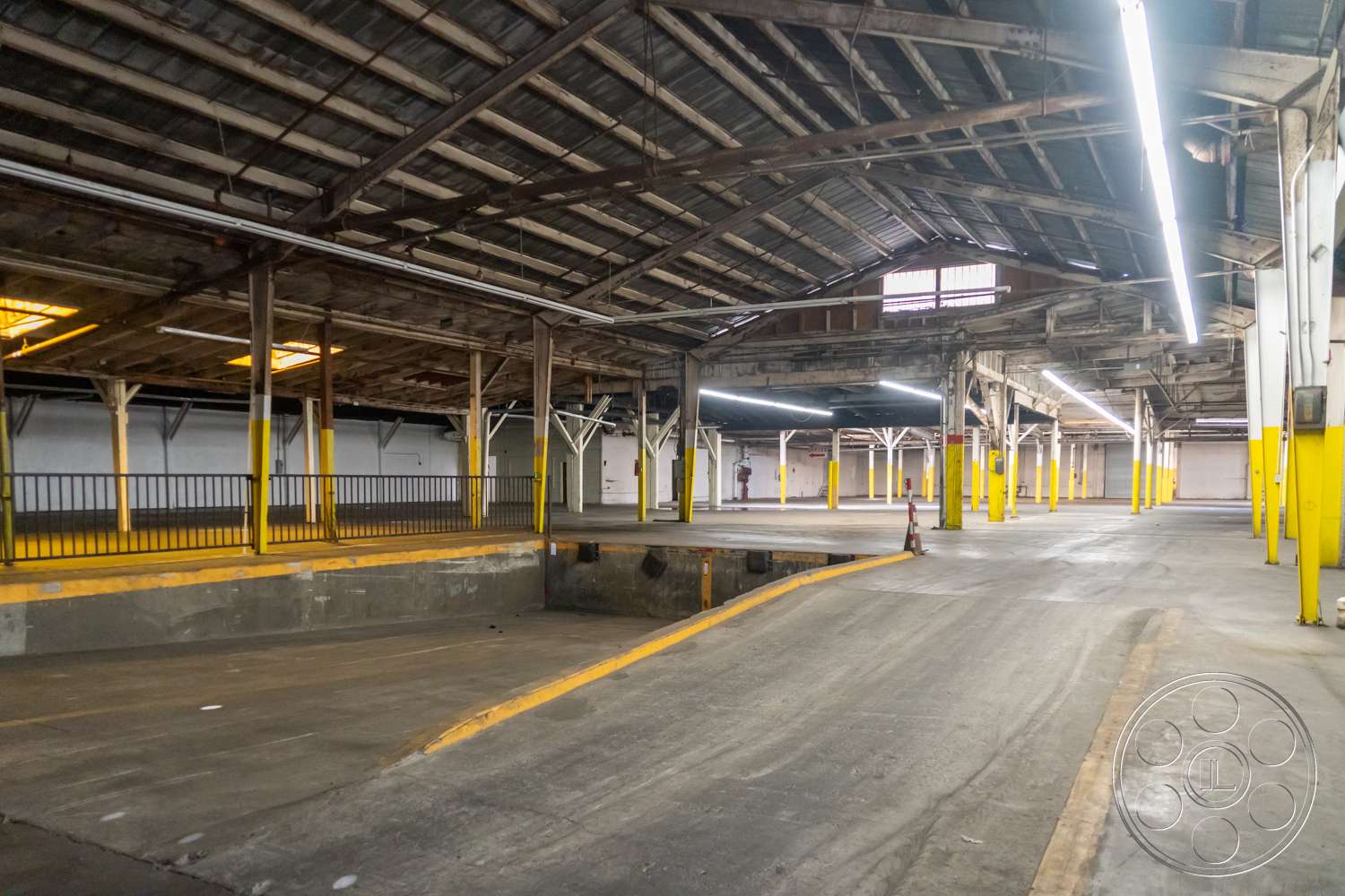 Book Warehouse 52 located in Downtown Los Angeles | Image Locations ...