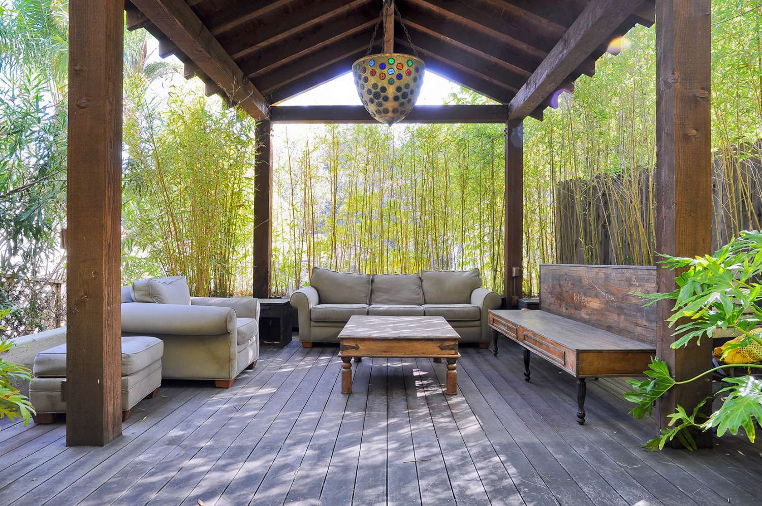 Retro 150 | Filming and Photography Location | Hollywood Hills